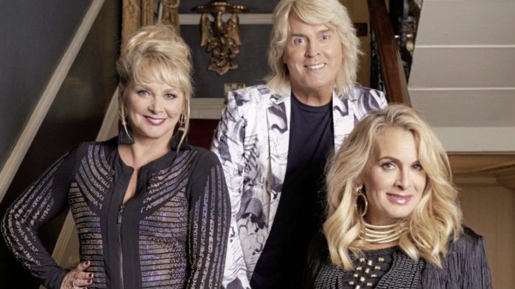 The Fizz return to the studio with Mike Stock to finish up new studio ...