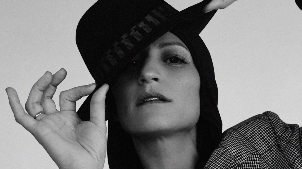 Dragonette unveils ‘Seasick’ from forthcoming album ‘Twennies’ - RETROPOP