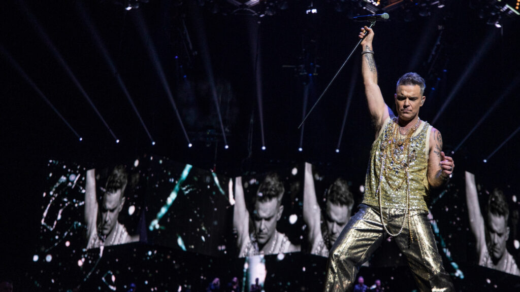 Robbie Williams announces summer 2024 UK exclusive show at BST Hyde ...